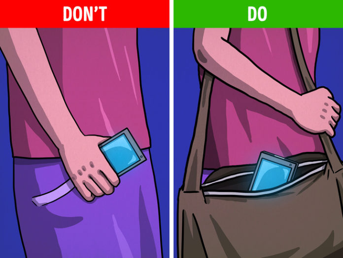 5 Mistakes We All Make When Using Our Smartphones